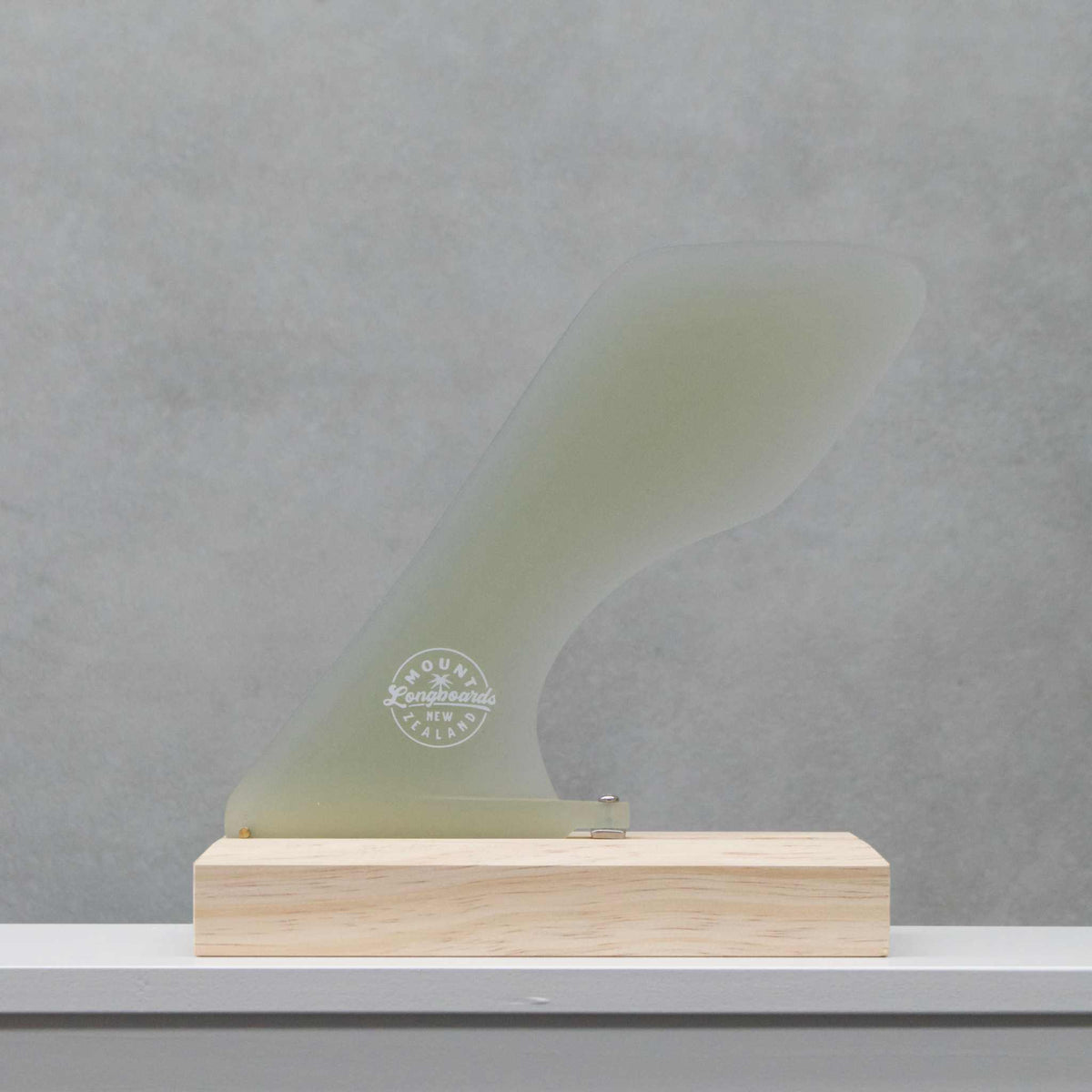 The Retro Longboard Hatchet Fin - Clear – Mount Longboards